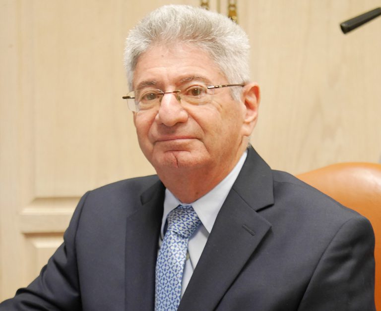 Équipe - Endodent Corporation LTD